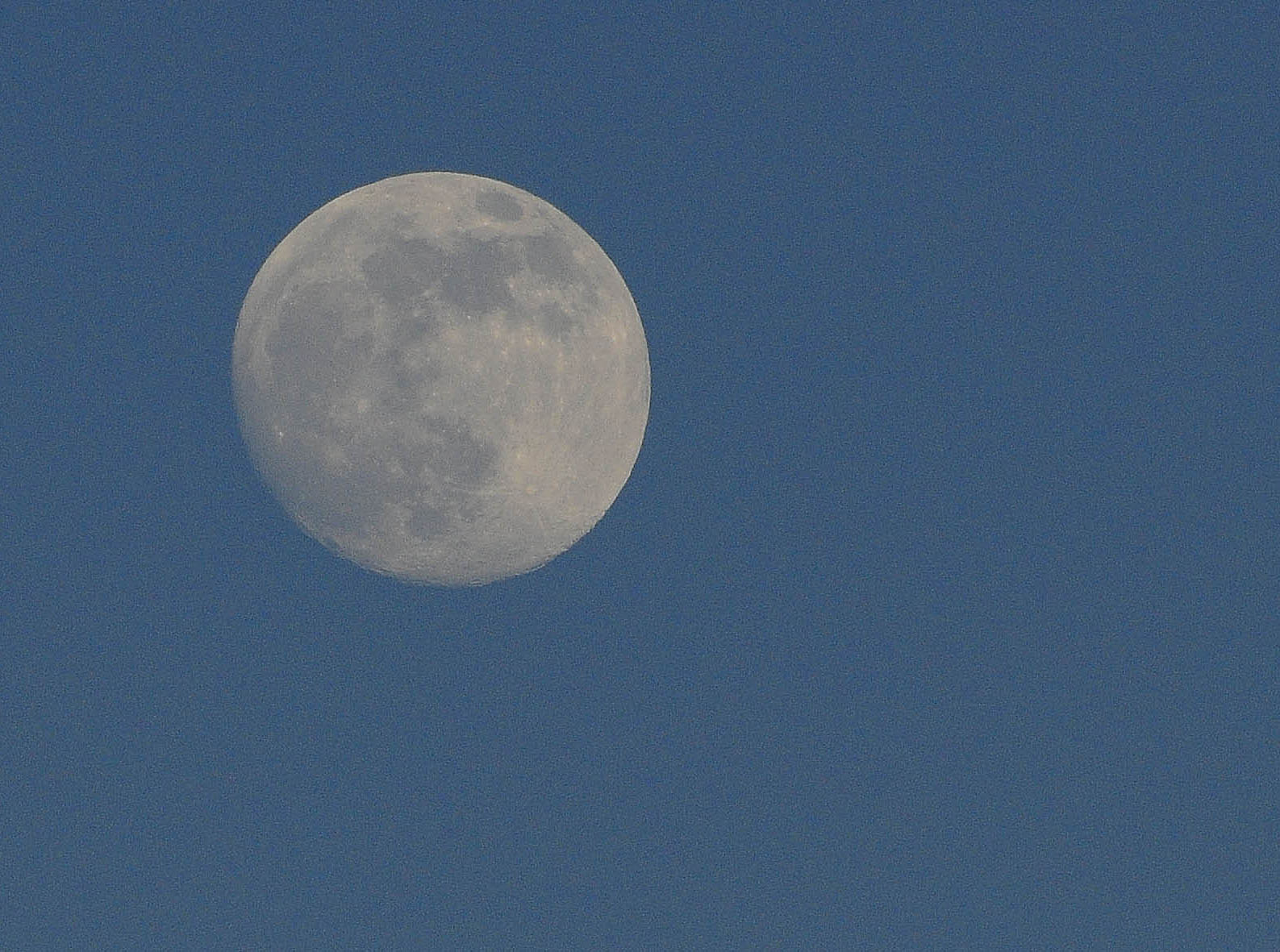 Shoot the Moon – Action Camera Blog